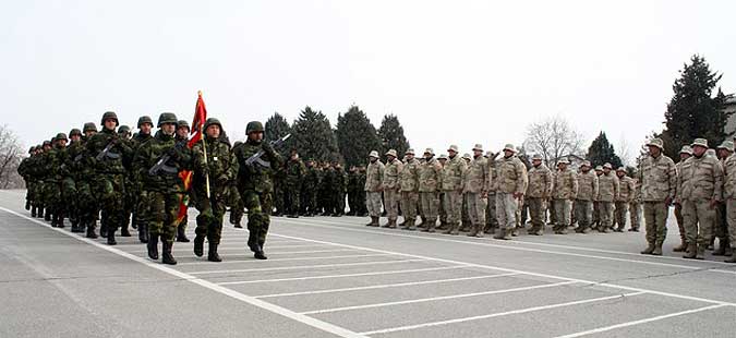 Прием на нови професионални војници во АРМ