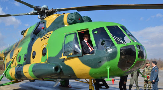 Владата донесе одлука да донира хеликоптери на Украина