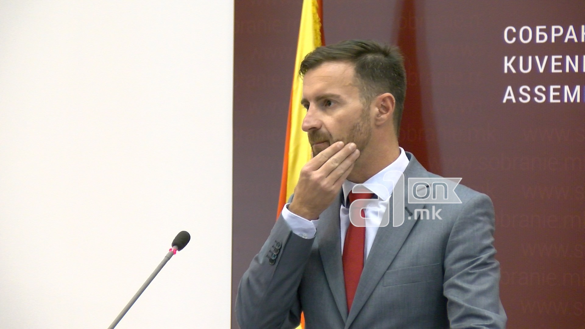 Илија Димовски: Владата не смее да пишува амандмани, тоа е злоупотреба ...