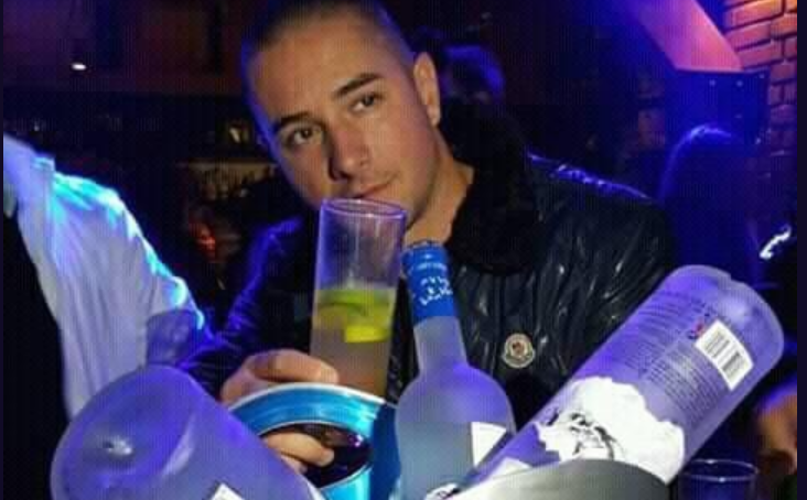 Со автоматска пушка пукано е врз Борис Мутков - Фантом, пренесен е на ...