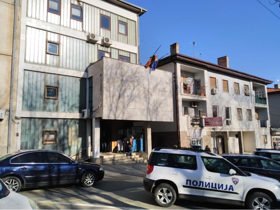 Вработена во центар за социјални работи во Кавадарци фалсификувала исправи