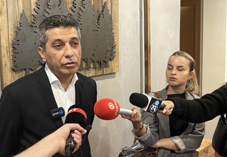 Албанската опозиција ако не добие член во ДИК до 31 декември ќе го ...